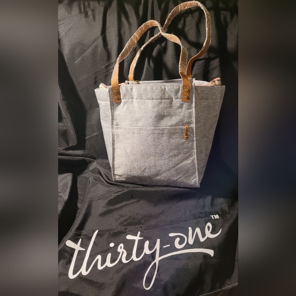 thirty-one | Bags | Thirty One Classic Style Tote Black New | Poshmark